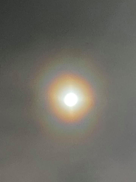 Rainbow Halo Forms Around Moon On 26 Mar Night, S’pore Residents ...