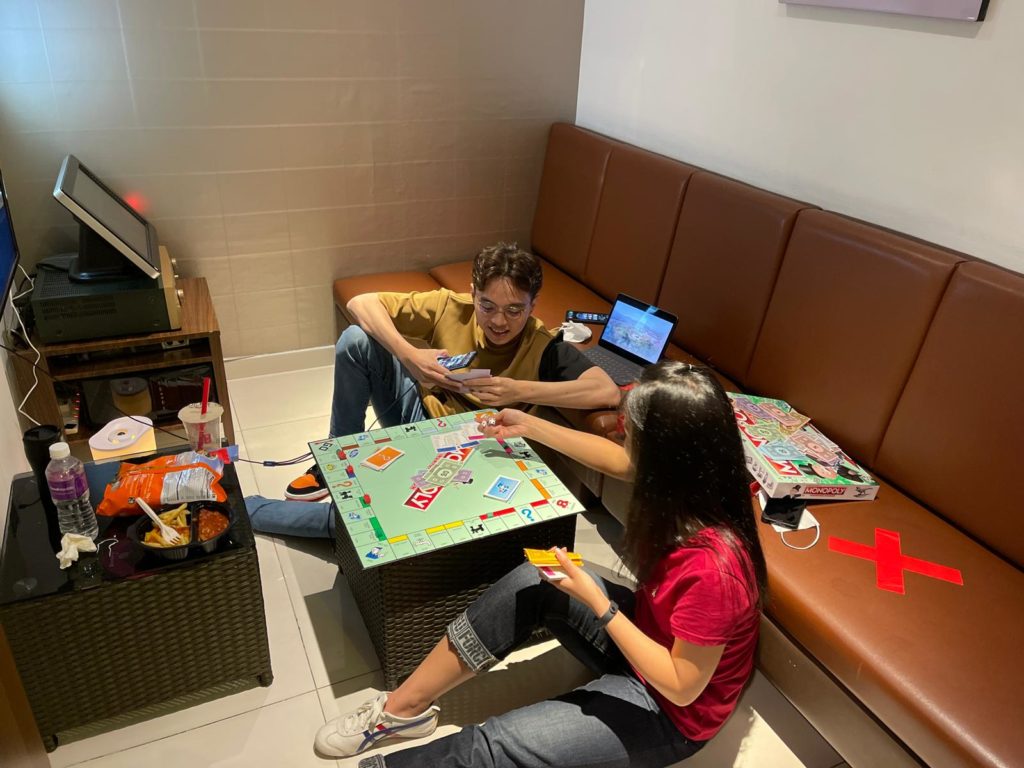 Teo Heng Reopens 3 Outlets, You Can Rent Rooms For Studies & Chill ...