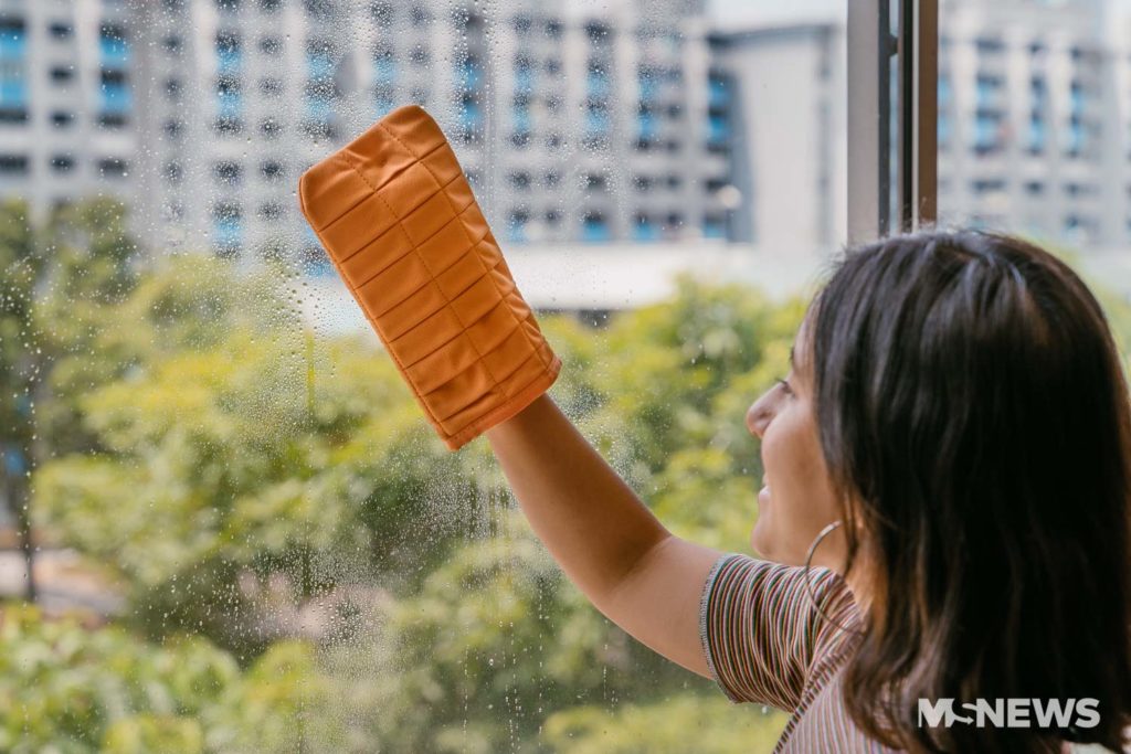 This Cleaning Cloth Removes Dirt With Just Water, Tell Mum To Skip The ...