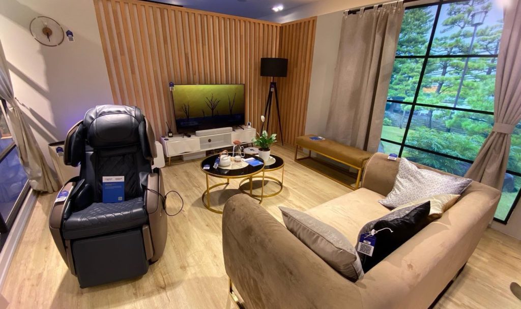 Lazada Opens Physical Store At Raffles City, See & Touch Home Decor ...