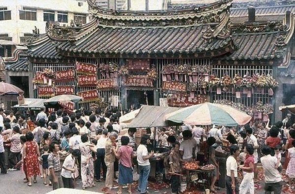 Old Waterloo Street Temple Photos Give Us A Nostalgic Look At Simpler ...