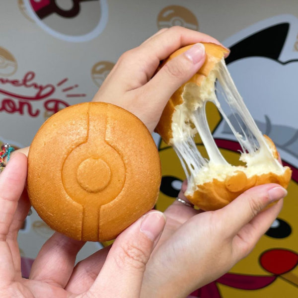 Taiwan Bakery Has Pikachu & Poké Ball Cakes With Choco Filling, We ...