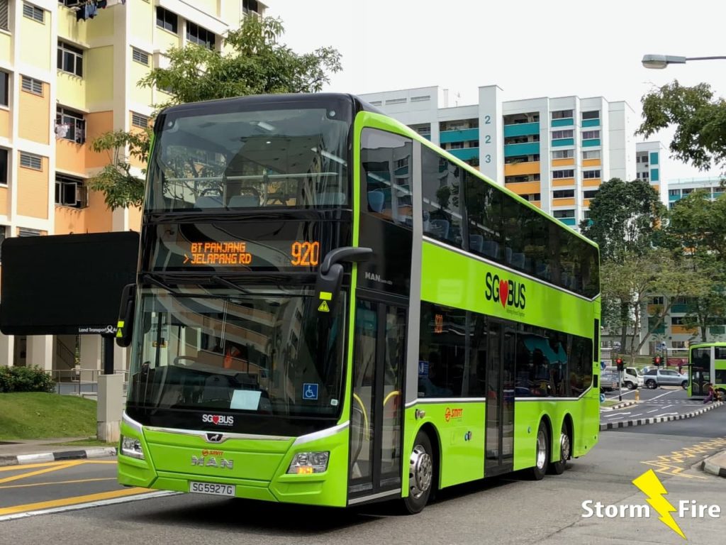 SMRT Bus Driver Slows Down For Passengers & Greets Them, Gets Praised ...