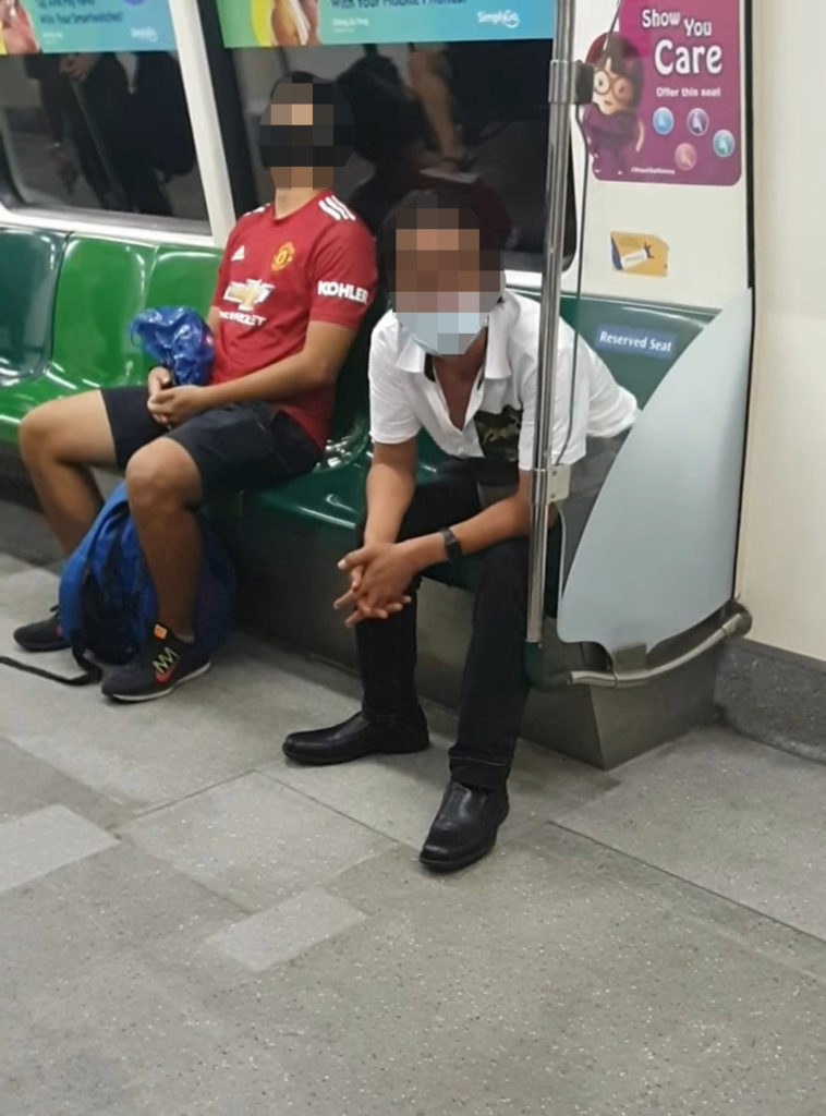 Man Allegedly Shouts At Lady On MRT, Station Staff Tells Her To Lodge ...