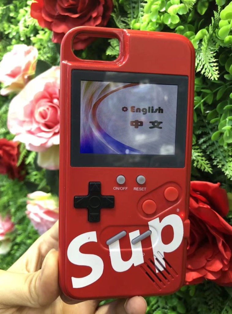 This Phone Case Lets You Play Classic Games Like Tetris While Waiting ...