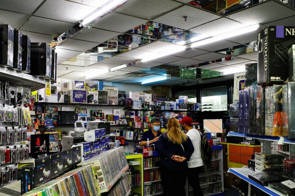 Sim Lim Retro Games Store Brings Old Consoles Like Game Boys Back To Life