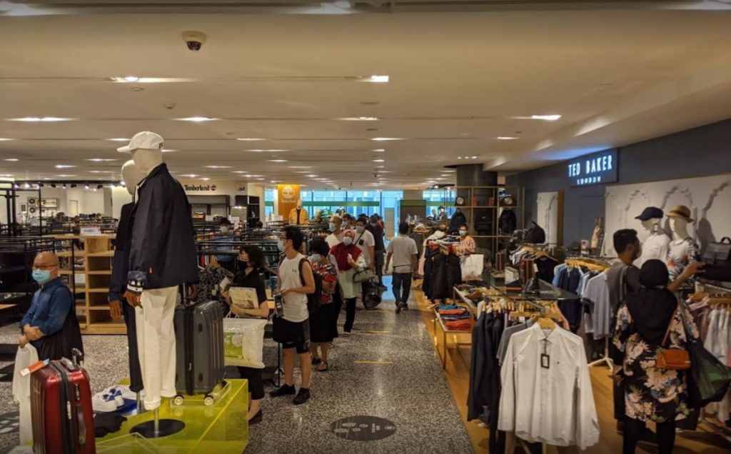 Robinsons Returns To S’pore As Online Department Store With Over 200 Brands