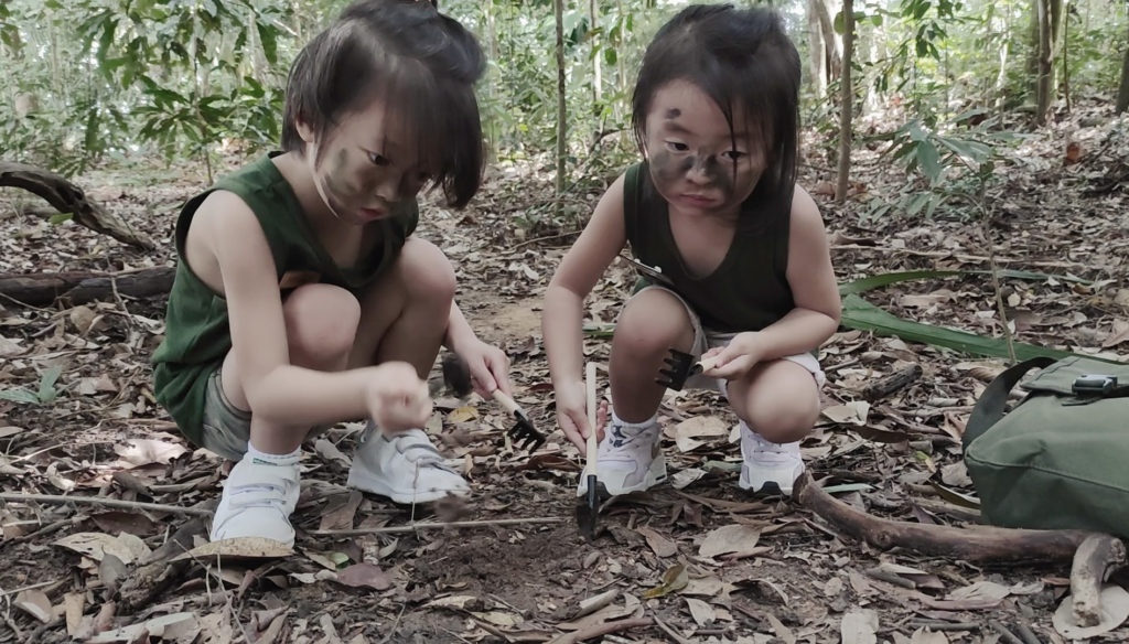 Ex-SAF Commando Creates Jungle Courses For His Kids, Teaches Them ...