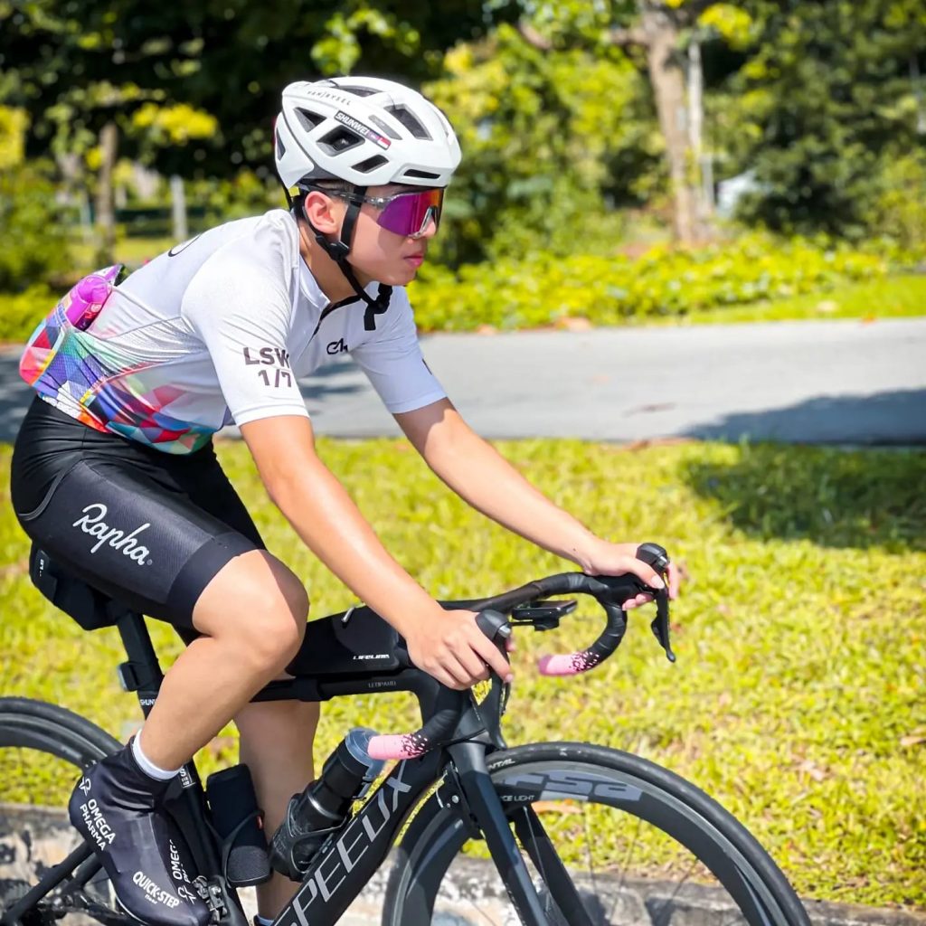 Cyclist Rides 560KM Around S'pore In 21 Hours To Celebrate Nation's ...