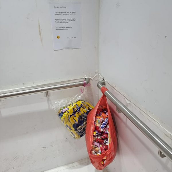 Whampoa Resident Leaves Snacks In Lift For Neighbours, Warms Our Hearts ...