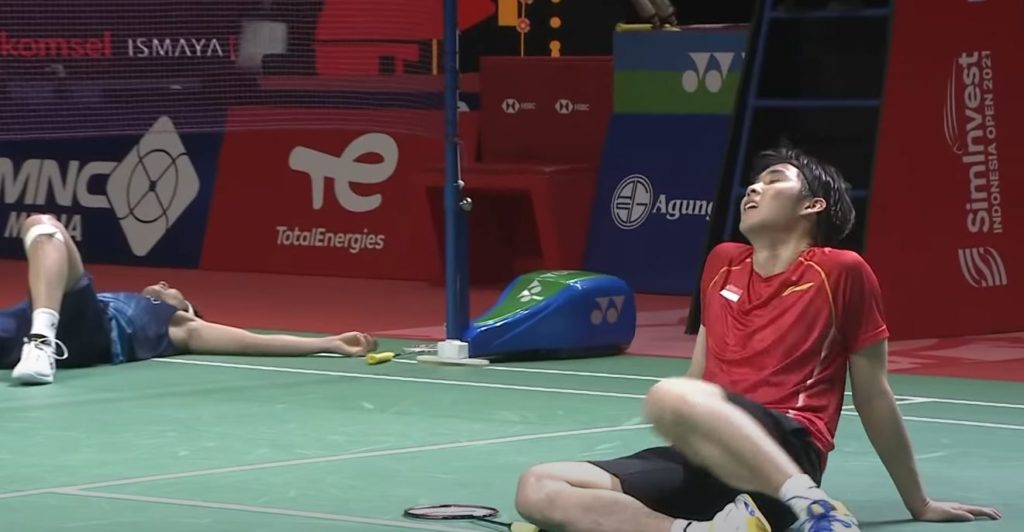 Loh Kean Yew Beats World No. 1 Kento Momota, Gets Into Badminton ...