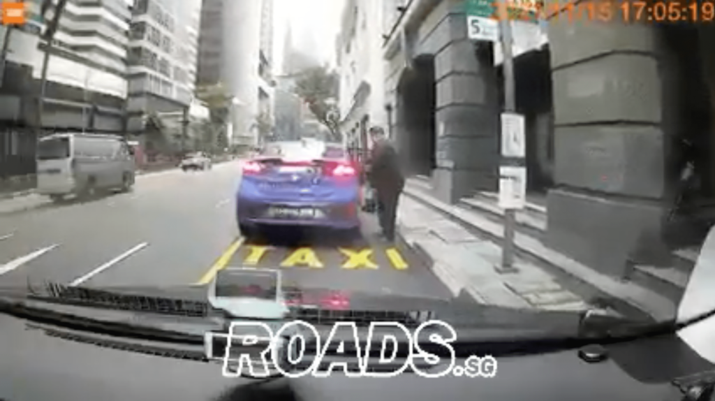 Taxi Driver Leaves Without Passenger At Robinson Road, Realises A Few ...