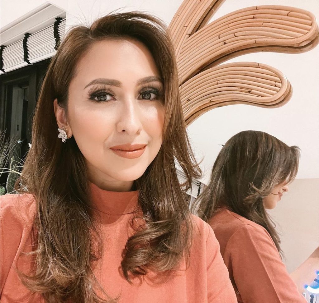 S'porean Actress Apologises To Fans Who Booked Hotel Stays Via 3rd ...