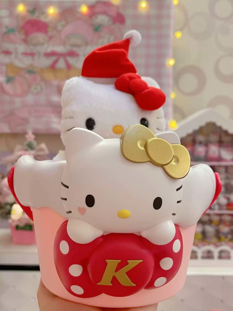 KFC China Has Hello Kitty Chicken Bucket & Trains For Festive Sanrio Fans