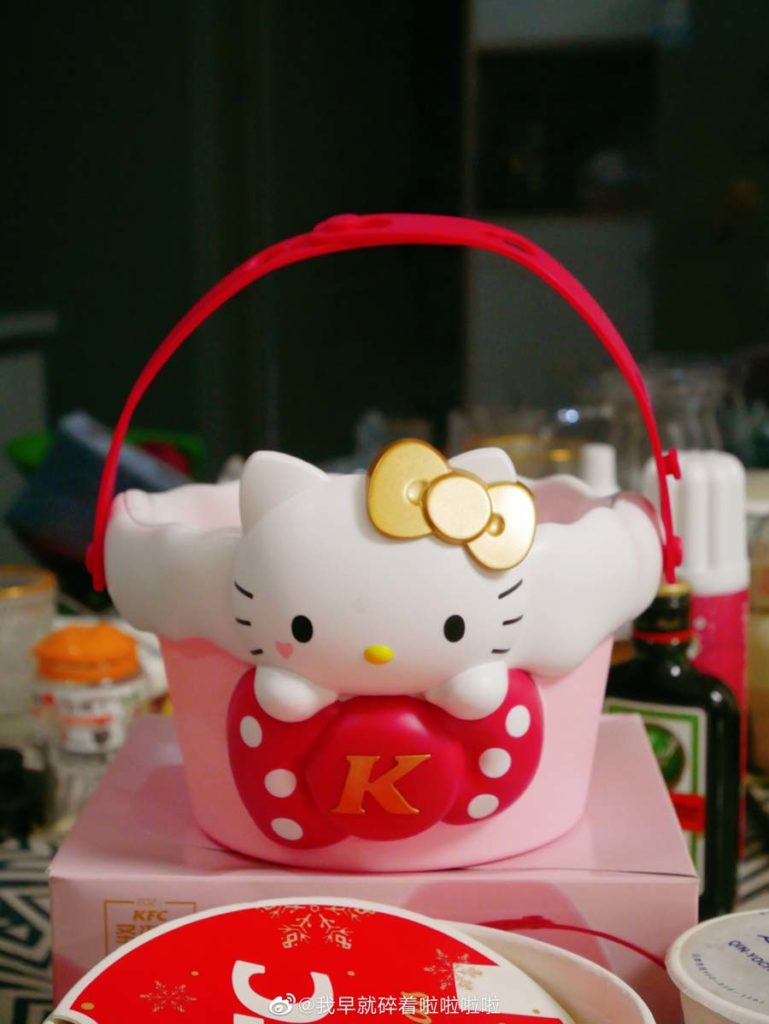 KFC China Has Hello Kitty Chicken Bucket & Trains For Festive Sanrio Fans