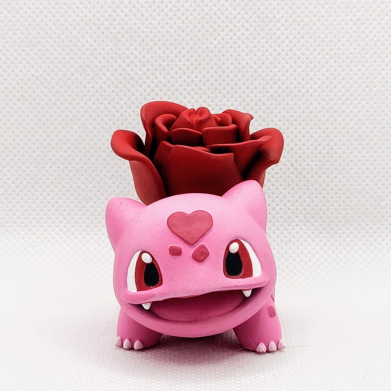 This Rose Bulbasaur Lets You Tell Your Partner 'I Choose You' On ...