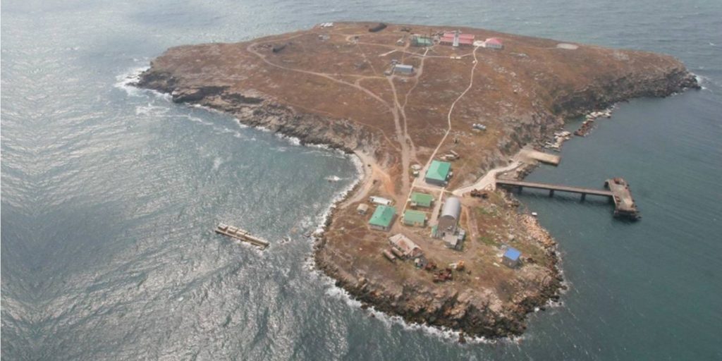 Ukrainian Guards On Snake Island Killed After Defying Russian Orders To ...