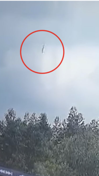 Footage Show China Eastern Airlines Plane Falling Almost Vertically, No ...