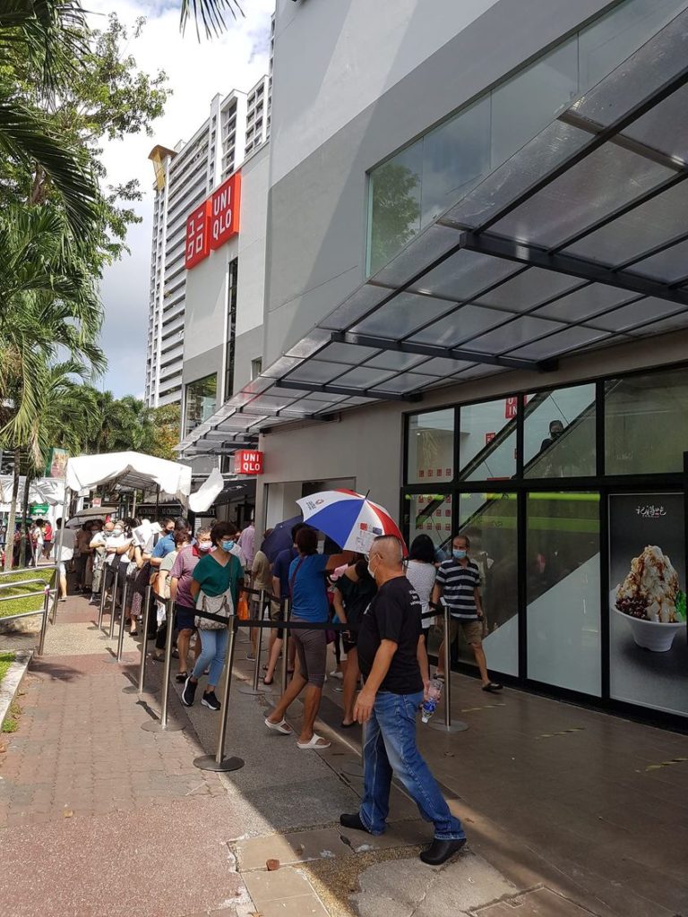 Uniqlo AMK Sees Long Queue On Opening Day, First Neighbourhood Store ...