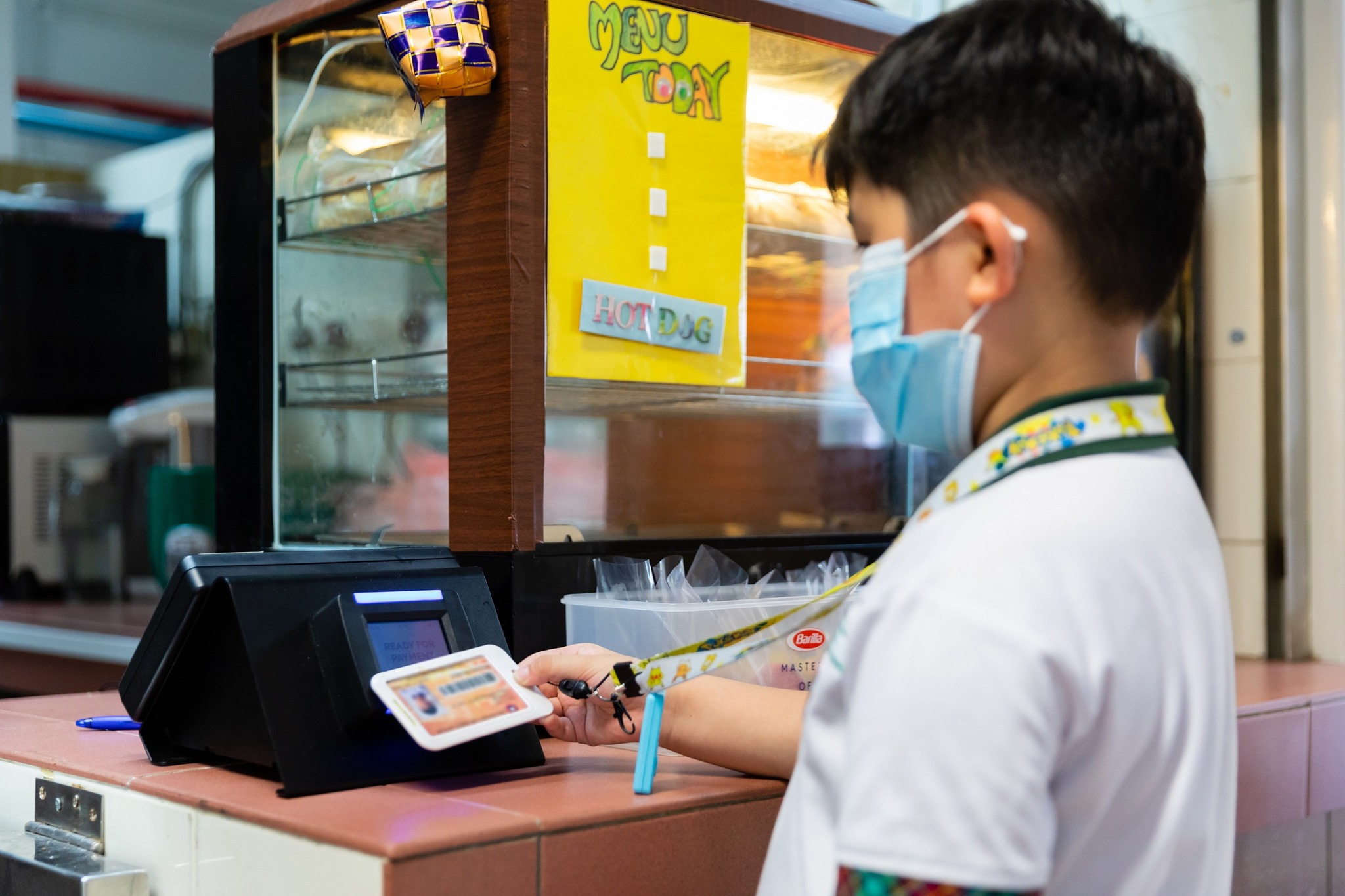 S’pore Schools To Have Contactless Payment By 2025, Students Get Free ...