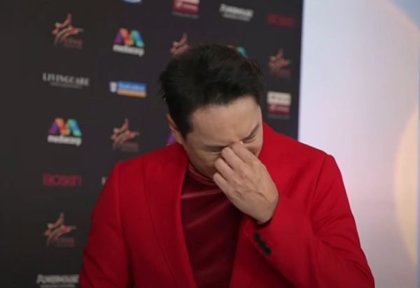 Actor Brandon Wong Bags First Star Awards Trophy In 27 Years, Tears Up ...