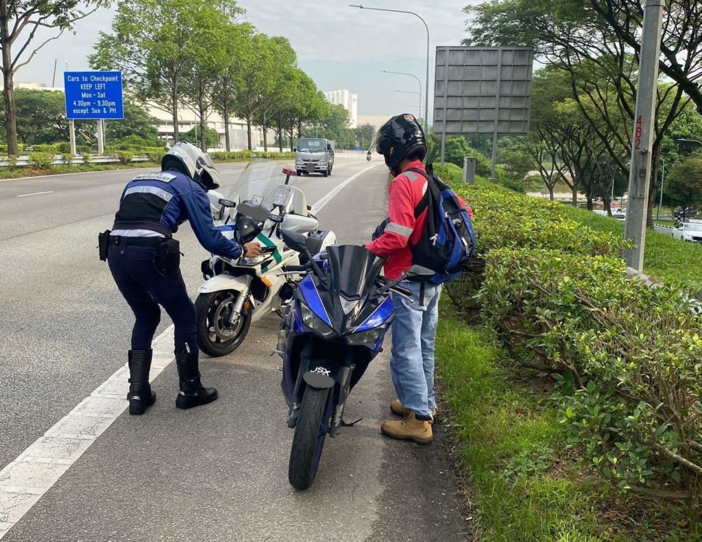 S'pore Authorities Clamp Down On Foreign-Registered Vehicles, 8 Caught ...