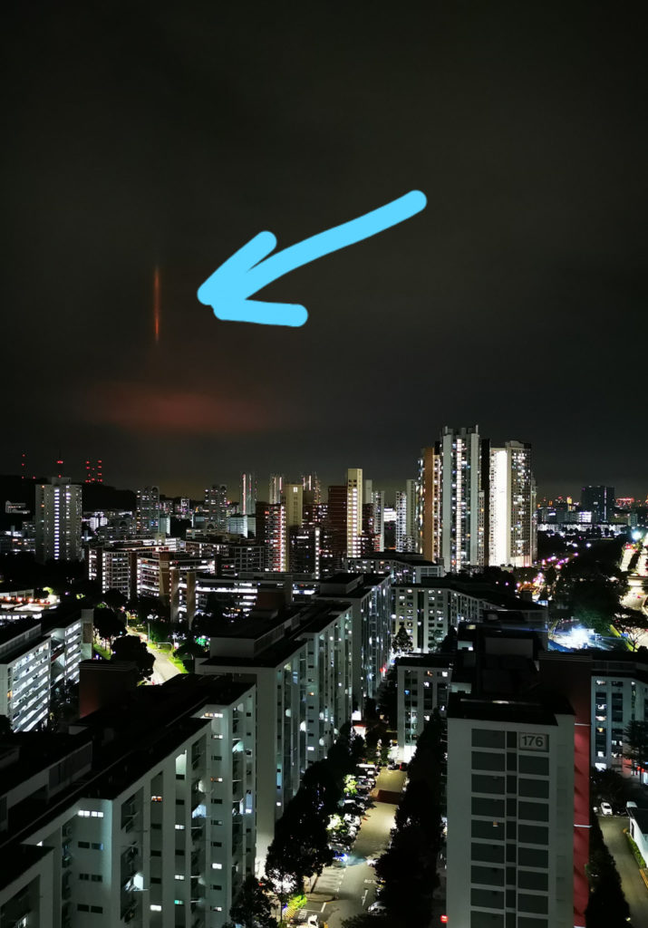 Mysterious Vertical Light Seen In S'pore Skies, Looks Like A Portal To ...