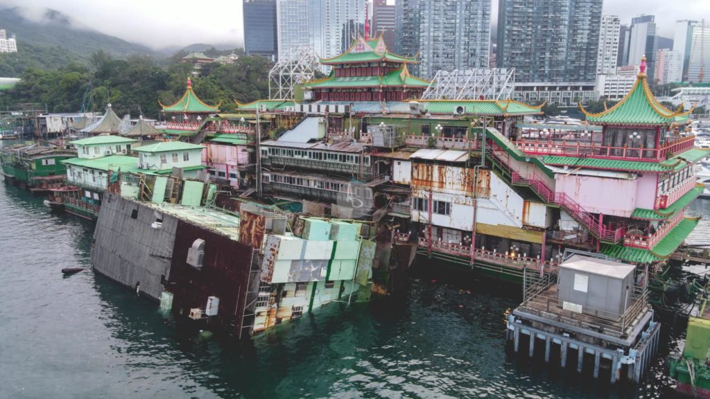 Kitchen Of Iconic Jumbo Floating Restaurant Sinks, HK Authorities Urged ...