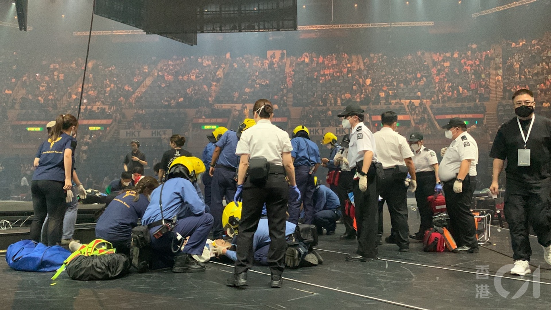 Video Screen Falls & Injures Dancers At Hong Kong Concert, Government ...