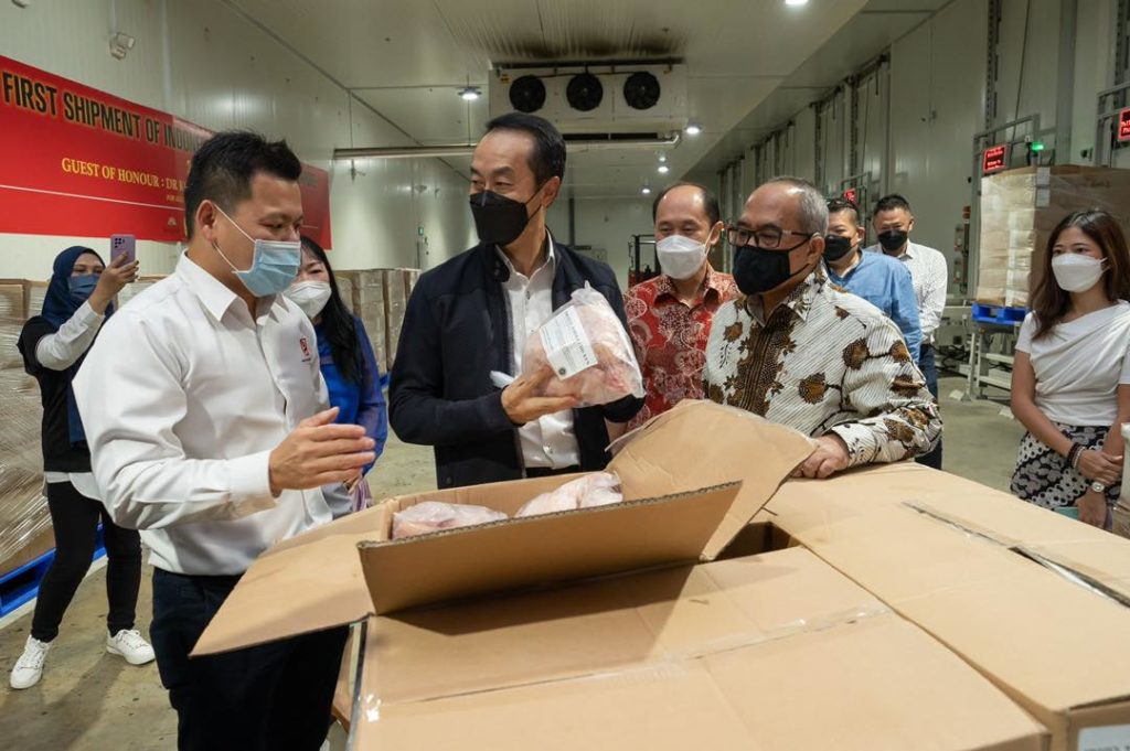 Indonesia May Set Up Chicken Farm In Batam, Will Speed Up Exports To S’pore