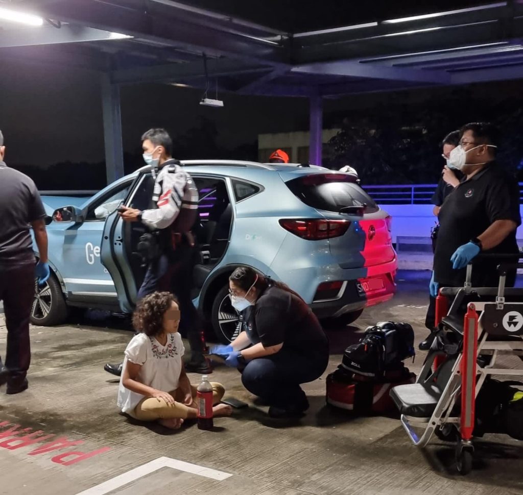 Man Reportedly Loses Control Of GetGo Car & Crashes Into Bukit Panjang ...