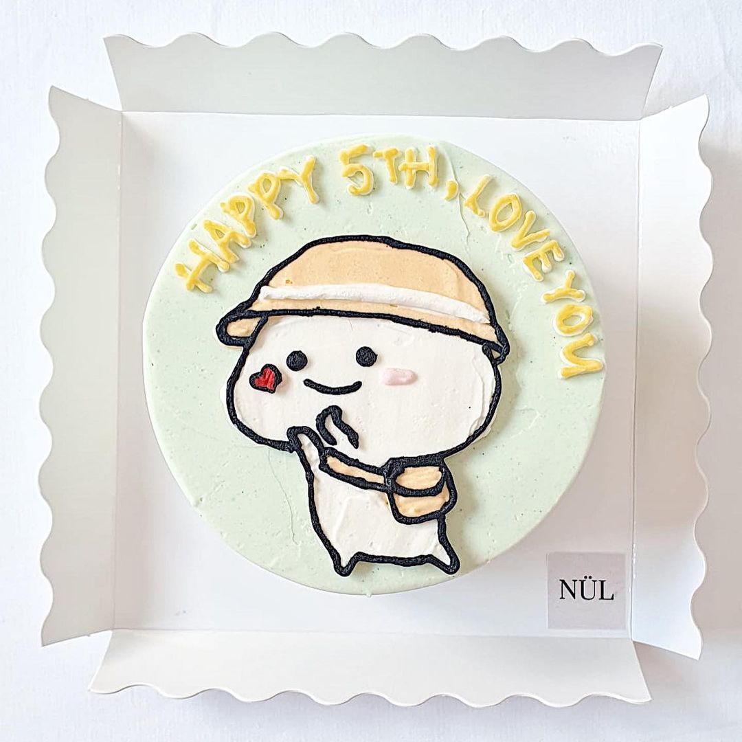 S'pore Bakery Puts Telegram Stickers On Cakes So You Can Say How You ...