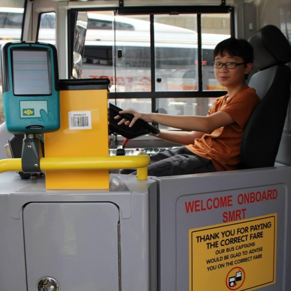 23-Year-Old S'pore Bus Captain Rejects Uni Offers To Pursue Passion ...