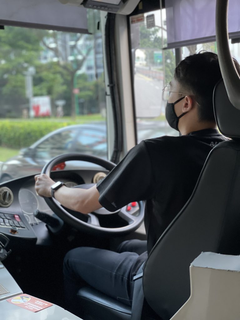 23-Year-Old S'pore Bus Captain Rejects Uni Offers To Pursue Passion ...