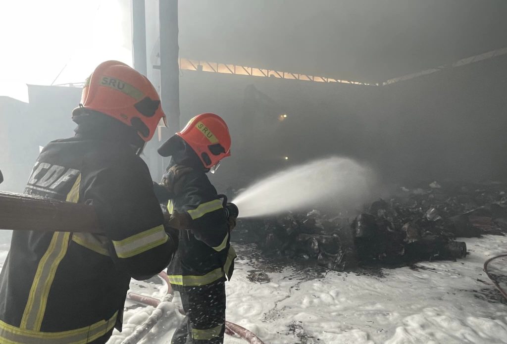 SCDF Firefighter Injured While Putting Out Woodlands Industrial Fire ...