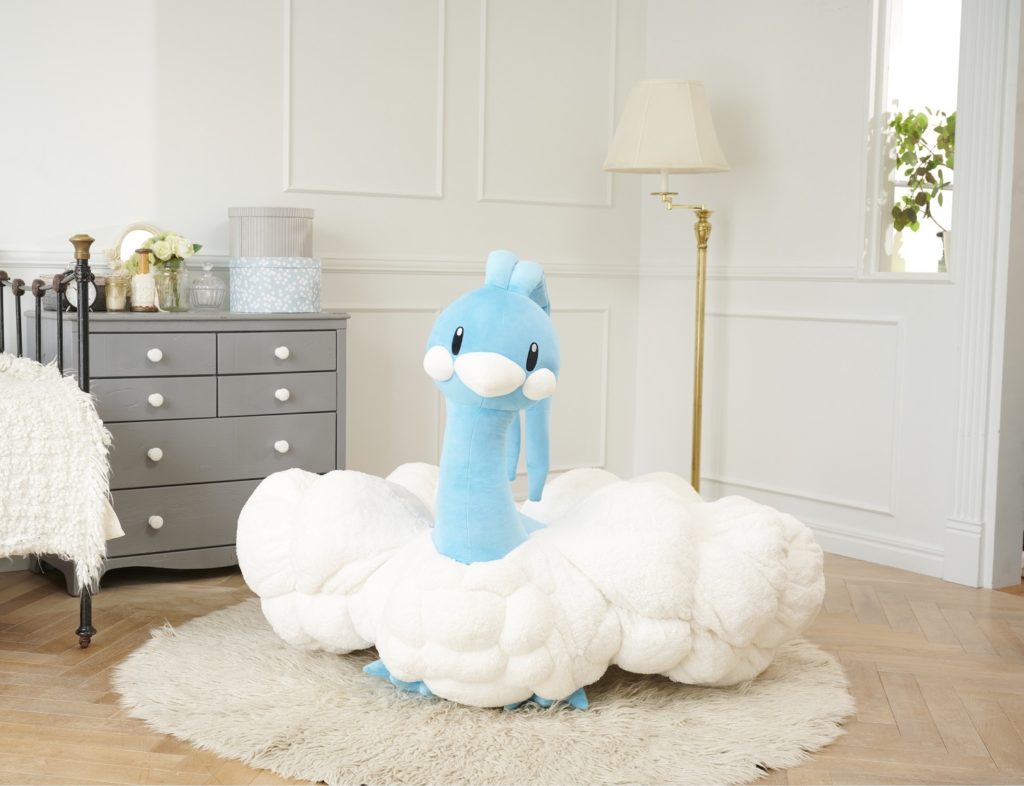 This Altaria Plush Has Huge Fluffy Wings To Make You Feel Like You're ...