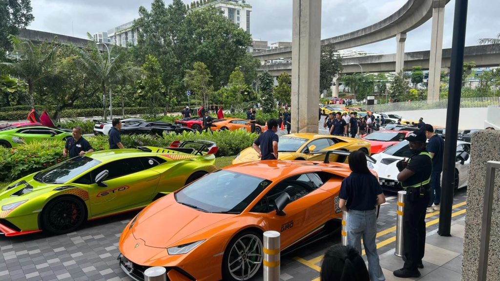 Lamborghini Convoy Flags Off At One Punggol, Giving 65 Kids Joyrides ...