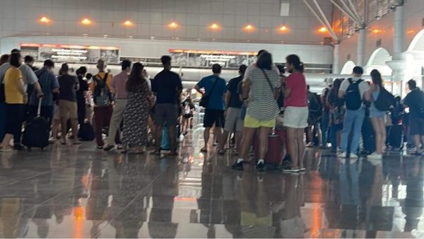 Long Queues At JB Checkpoint After PM Anwar Declares Holiday ...