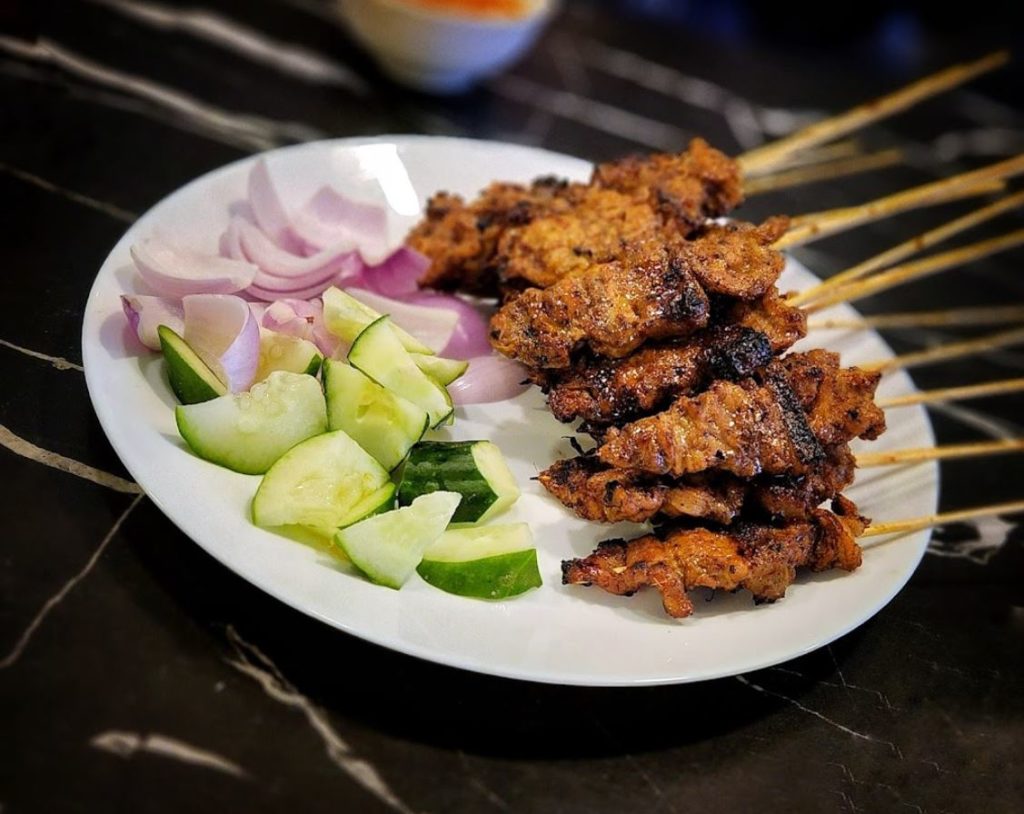 Tiong Bahru Satay Restaurant To Shutter On 6 Nov, Owner Cites Health ...
