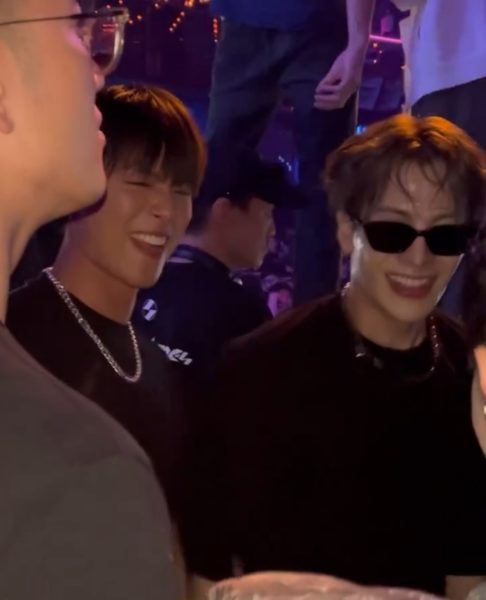 Jackson Wang Invites Glenn Yong To Dressing Room After Concert, They ...