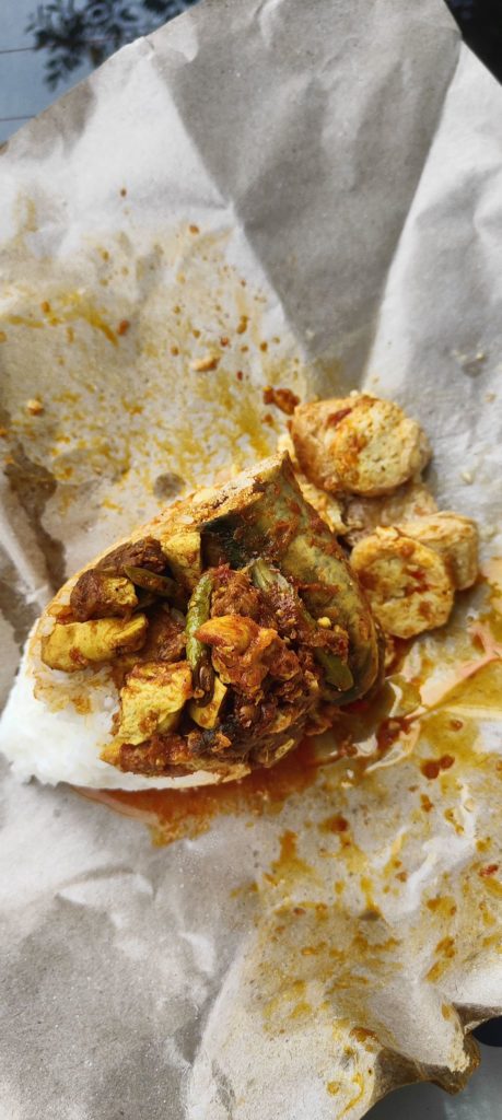 Man Charged S$24 For Nasi Padang With Fish Roe, Advised To Enquire ...