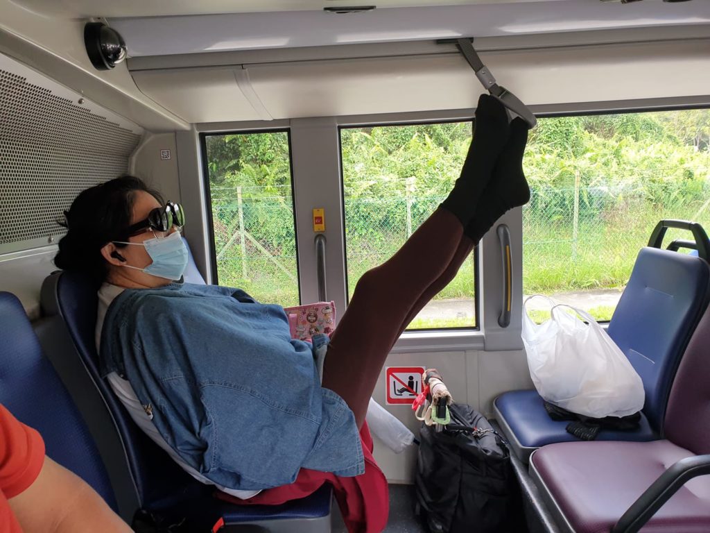 Woman Rests Feet On Handlebars Of S'pore Bus, Fellow Passenger Asks ...