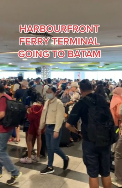 HarbourFront Terminal Packed With Crowds On CNY Eve, Ferries Said To ...