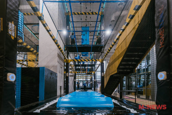 HomeTeamNS Bedok Reservoir Opens With Scenic Villas, ManCaves & Water ...