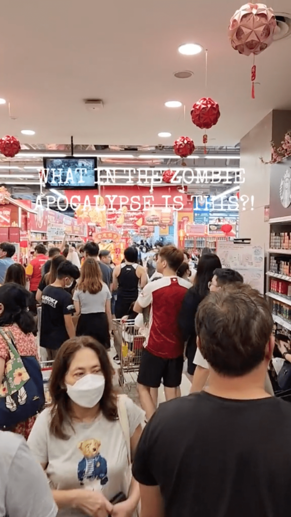Customers Crowd FairPrice Outlets On Weekend Before CNY, Stand In Line ...