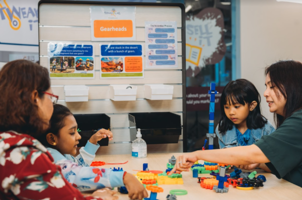 Punggol Regional Library Opens, First 2 Floors Have Interactive ...