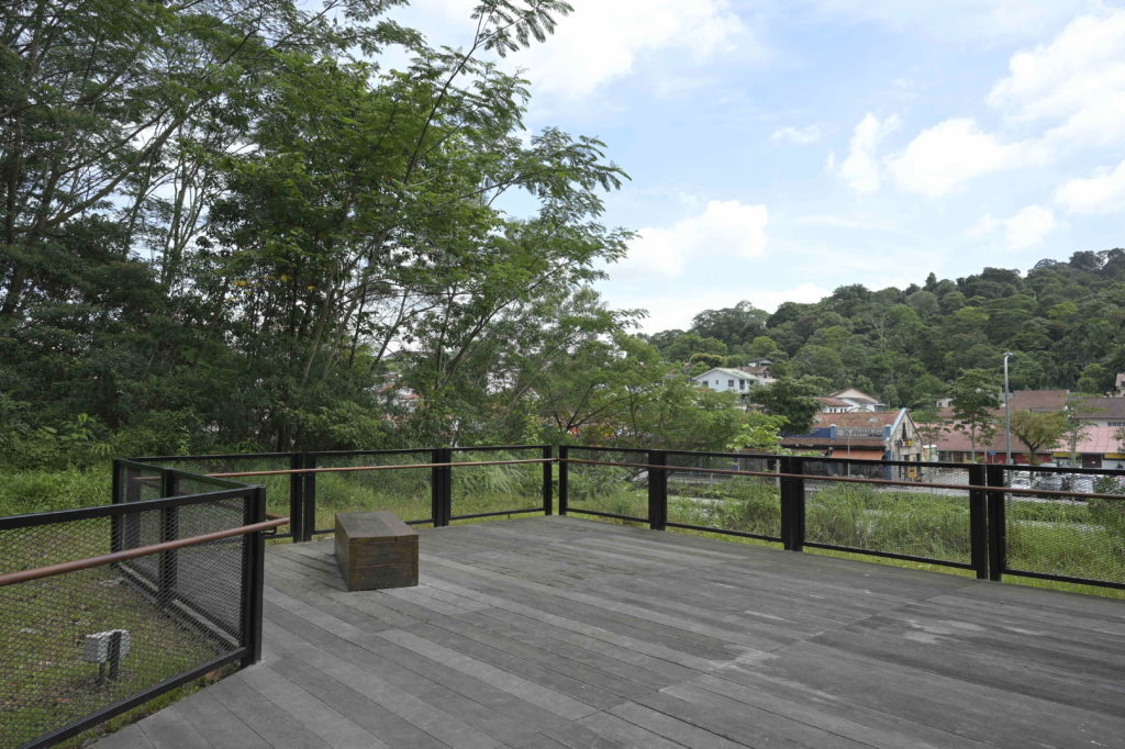 Rail Corridor North Opens With 6m-High Lookout Deck, Hike Seamlessly ...