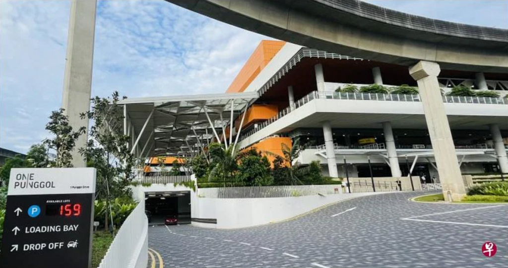One Punggol Community Centre Charges S$3.20/Entry For Parking After 6pm, Management Will Review Fees