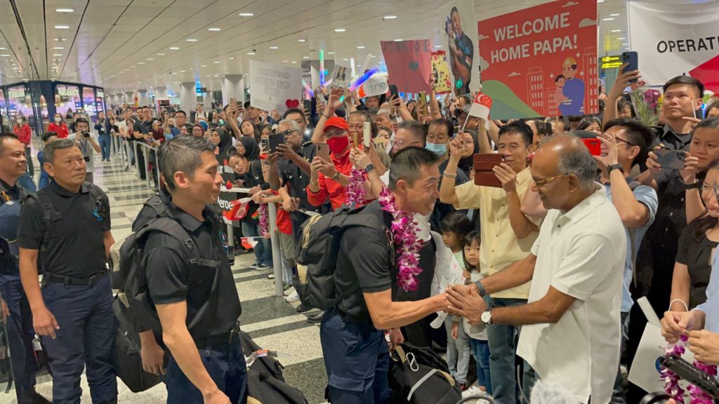 SCDF Turkiye Contingent Gets Hero Welcome At Changi Airport, Ministers ...