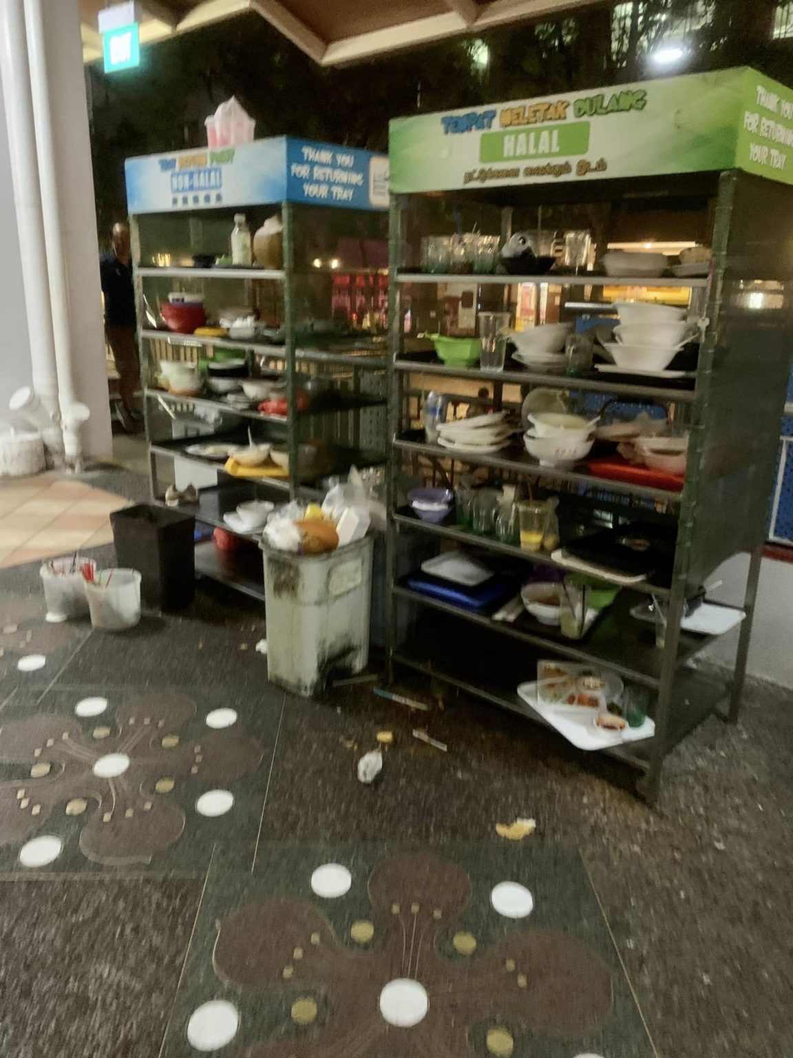 Albert Food Centre Tray Return Area Overflows, S'poreans Note Fewer ...